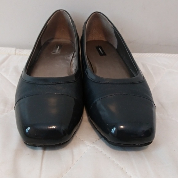 Array | Shoes | Array Madison Leather Flats Slip Ons Loafers 9 | Poshmark